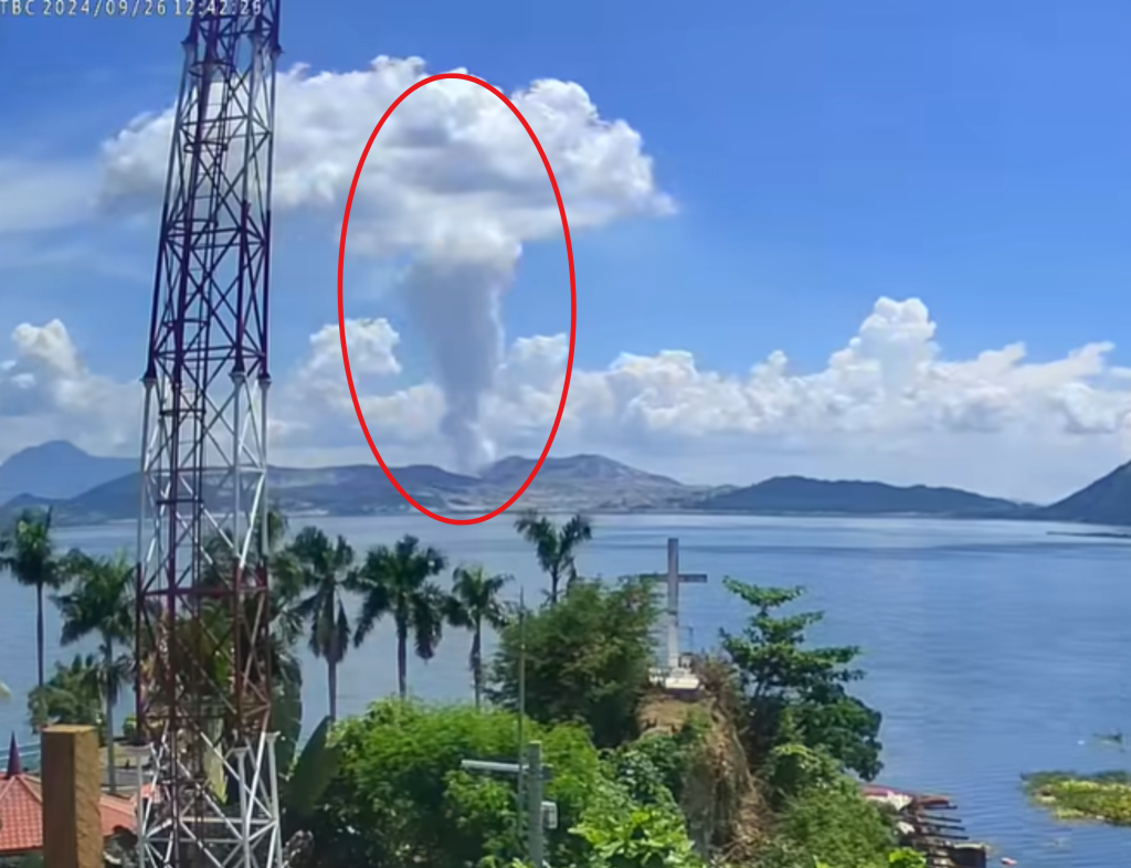 Apat na phreatic eruption, naitala sa Taal Volcano - IBCTV 13