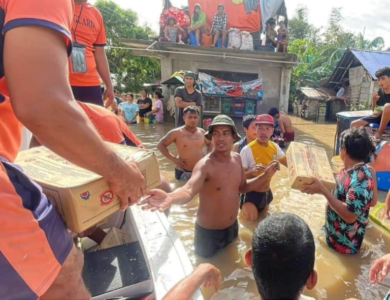 P1.1-B halaga ng tulong, naipadala sa mga biktima ng bagyong Kristine, Leon - IBCTV 13