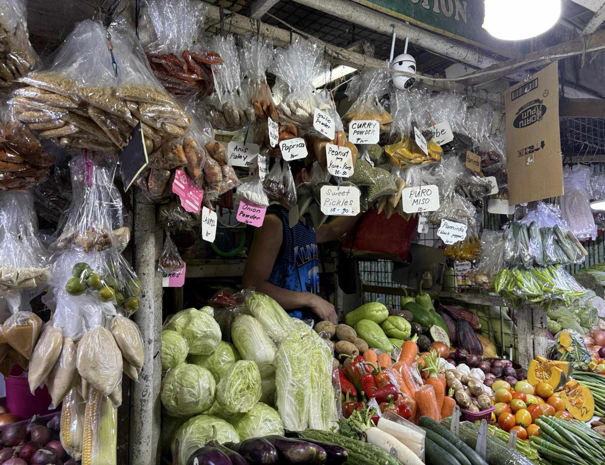 Low inflation, steady growth shield poorest Filipinos in 2025 – Palace ...